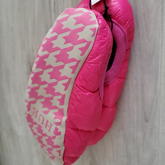 HUE | Shoes | Hue Slippers | Poshmark